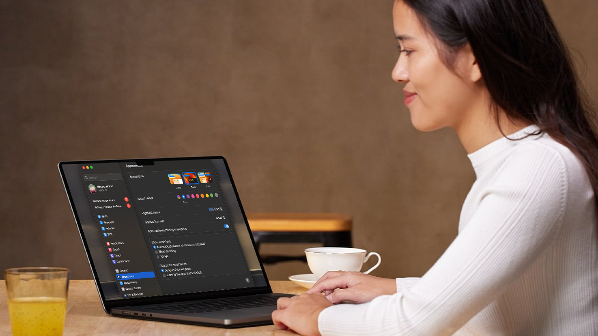 How to Make Macbook in Dark Mode - TechToro