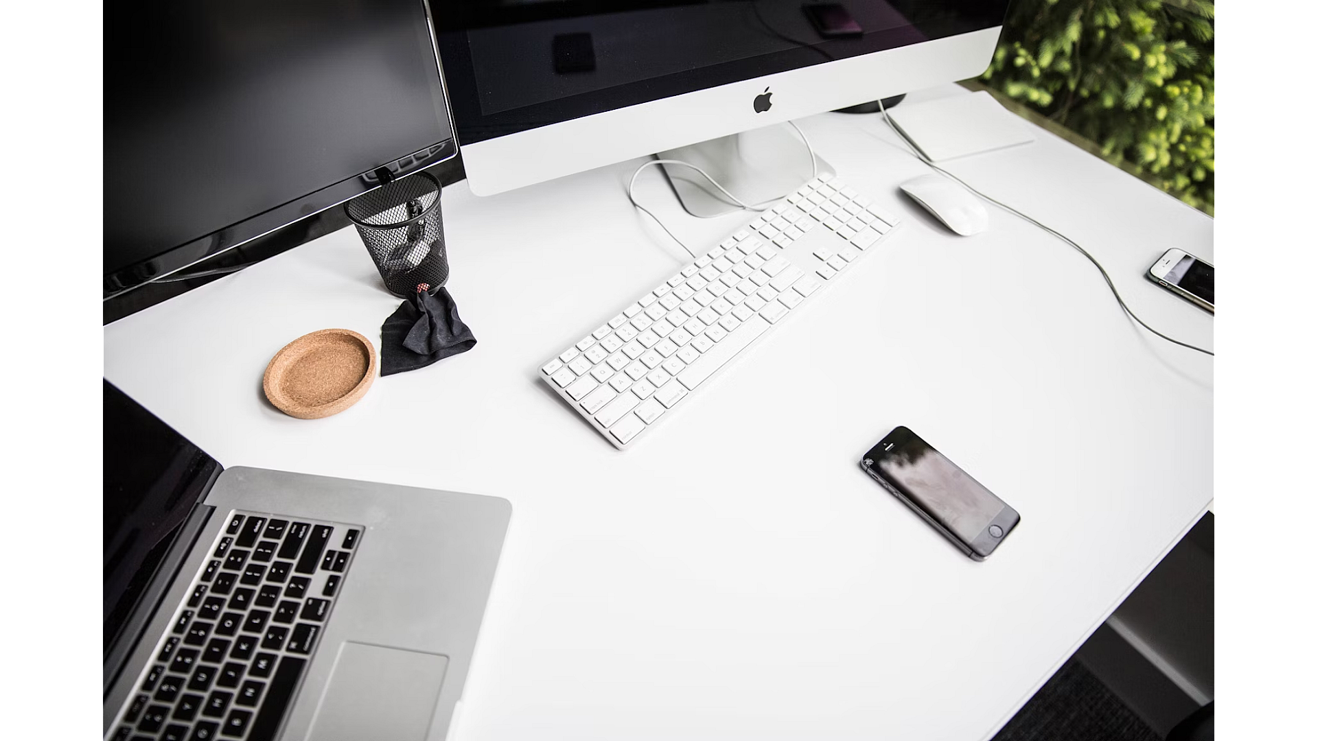 How to Connect External Monitor to Macbook - TechToro How to Connect External Monitor to Macbook - TechToro